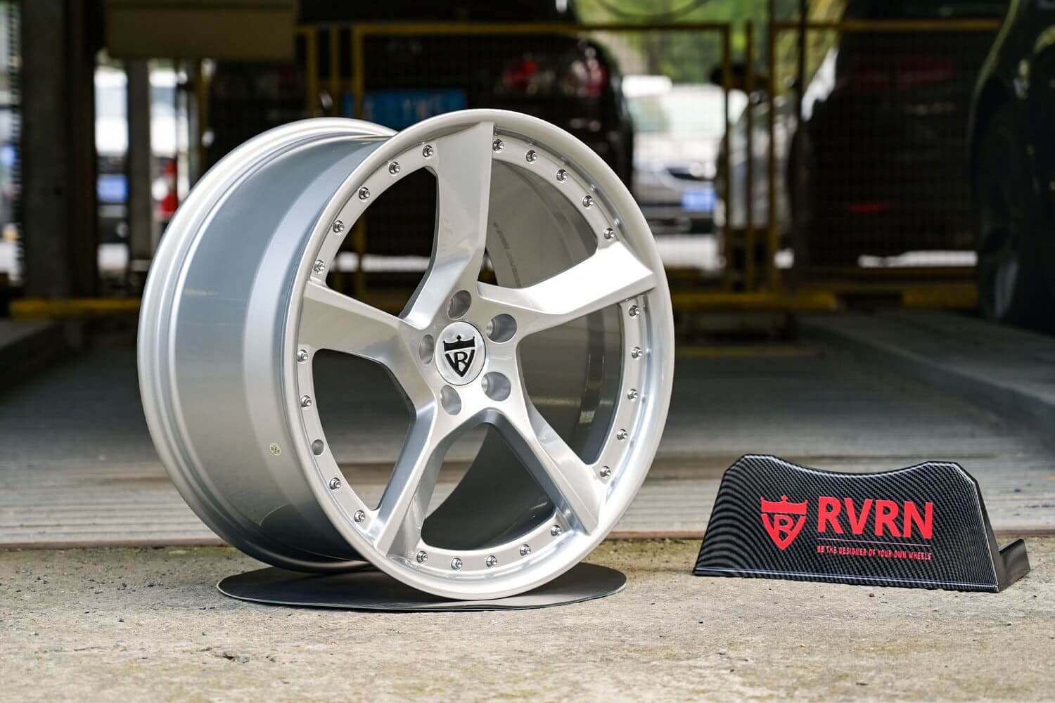 Custom Gloss Silver Ferrari Testarossa Wheels | RV-MF01 – RVRN WHEELS