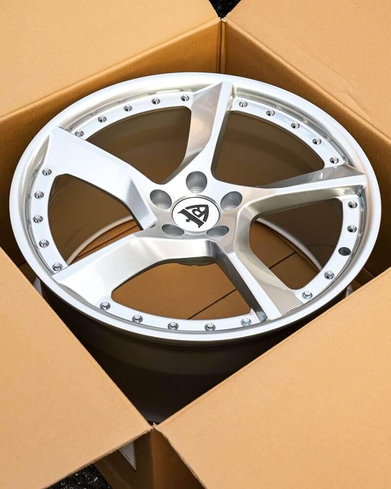 Custom Gloss Silver Ferrari Testarossa Wheels | RV-MF01