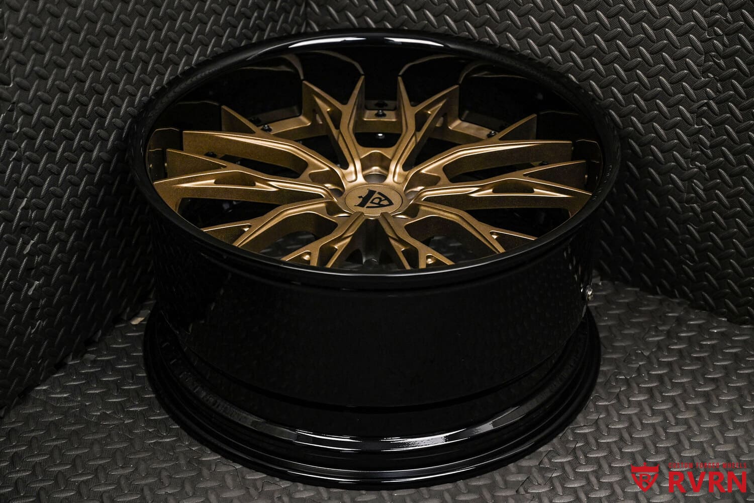 Custom BMW M850 Deep Dish 21” Wheels | RVRN DC04