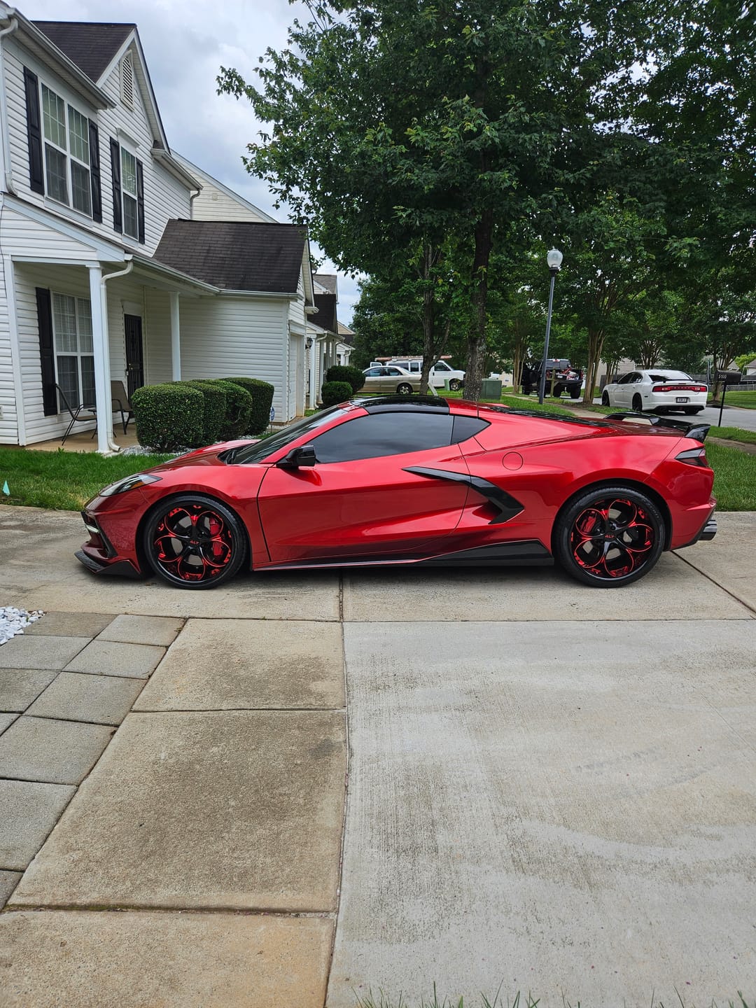 Custom Red & Black C8 Aftermarket Wheels | RVRN RV-DS016 – RVRN WHEELS