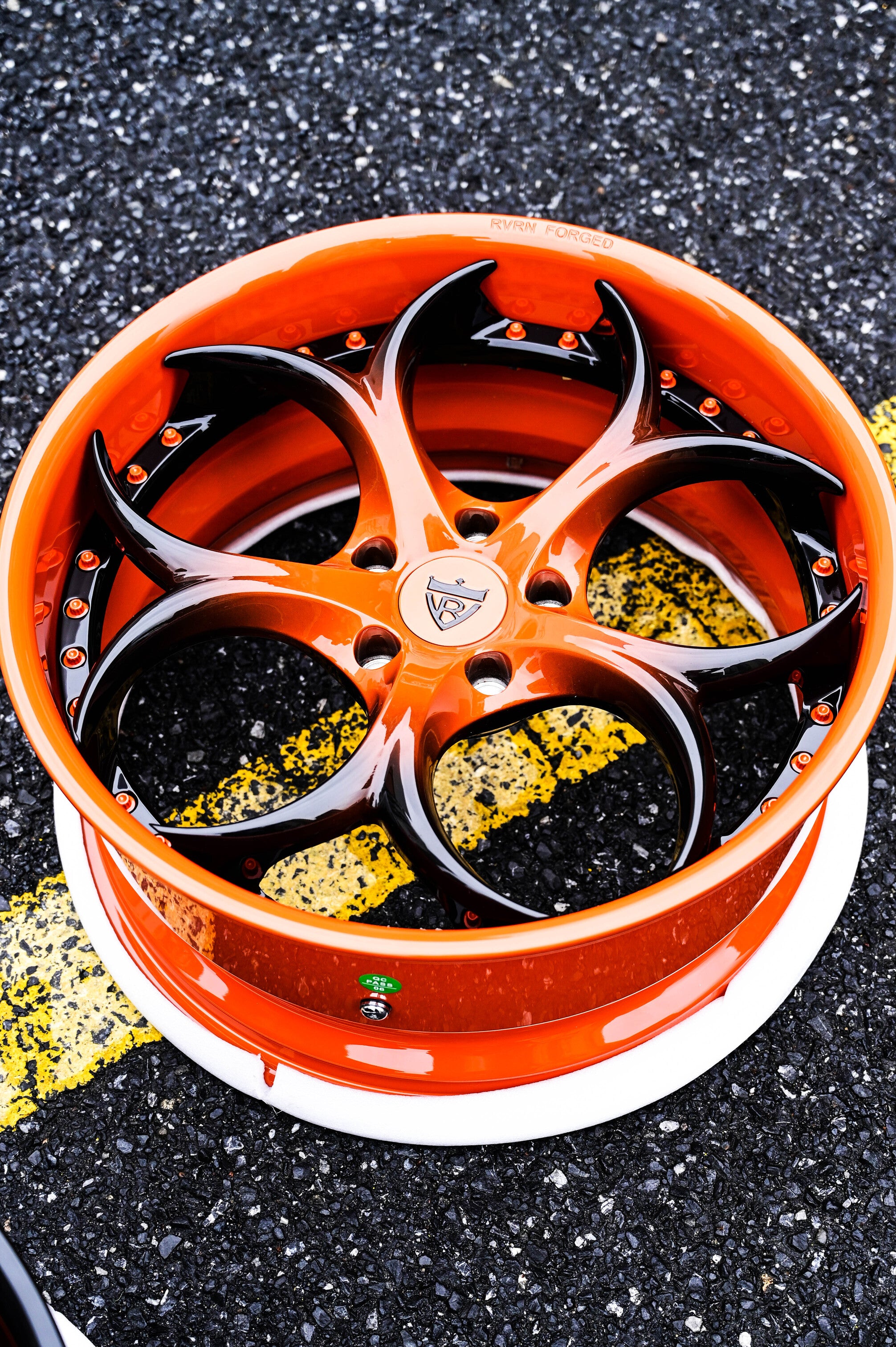 c8 corvette custom wheels: orange black fully forged DS016 rims