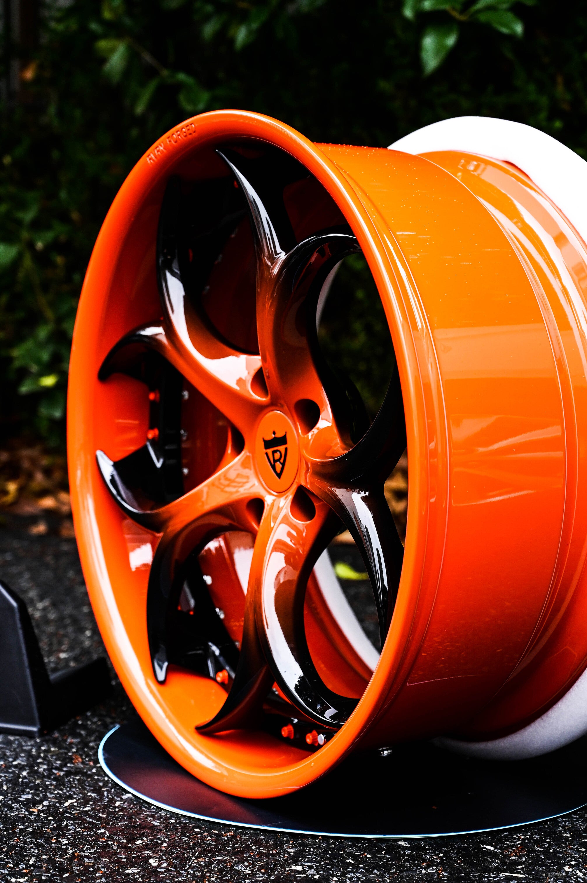 c8 corvette custom wheels: orange black fully forged DS016 rims