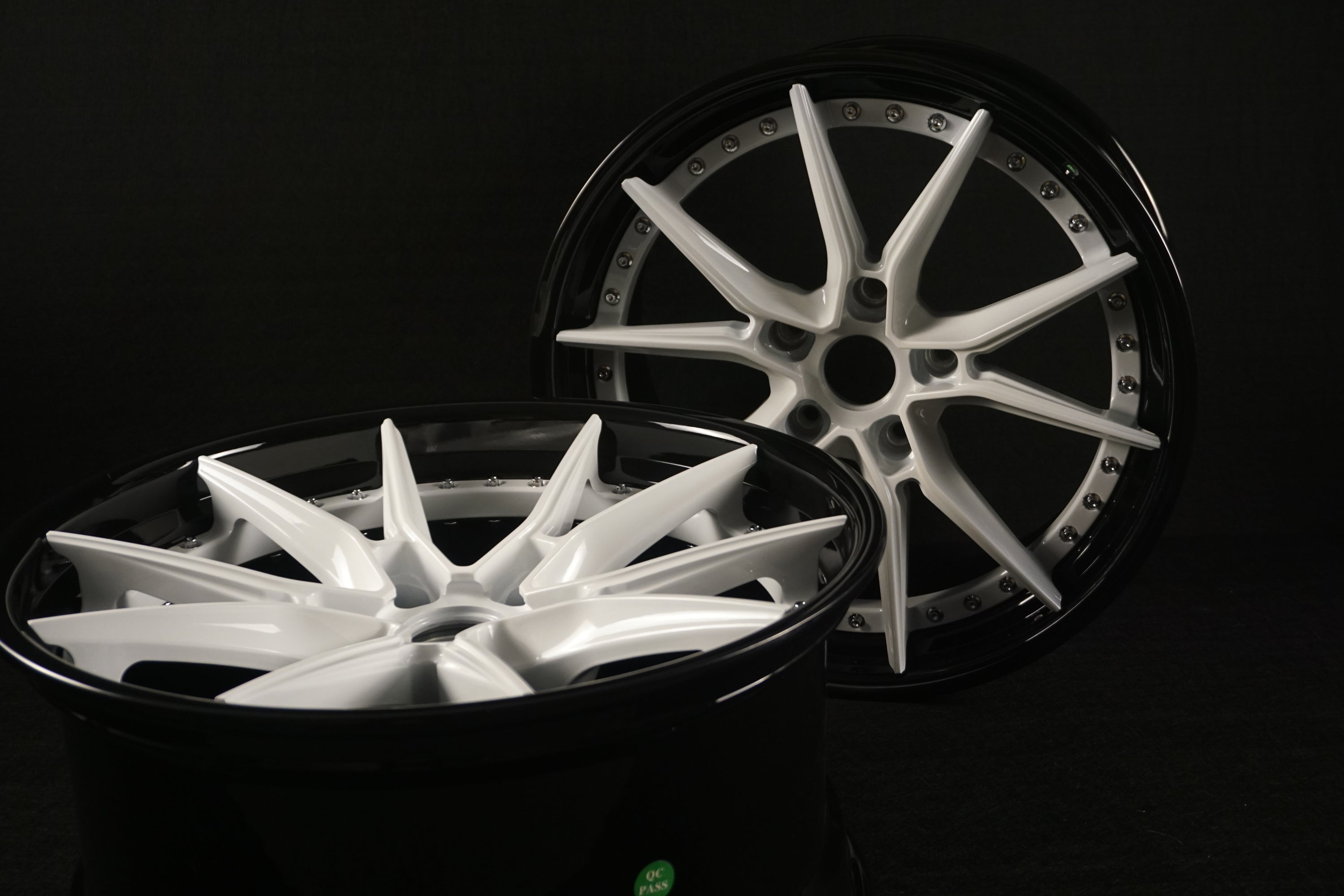 RVRN Custom Forged 2-Piece Dodge Ram Wheels: RV-DB082