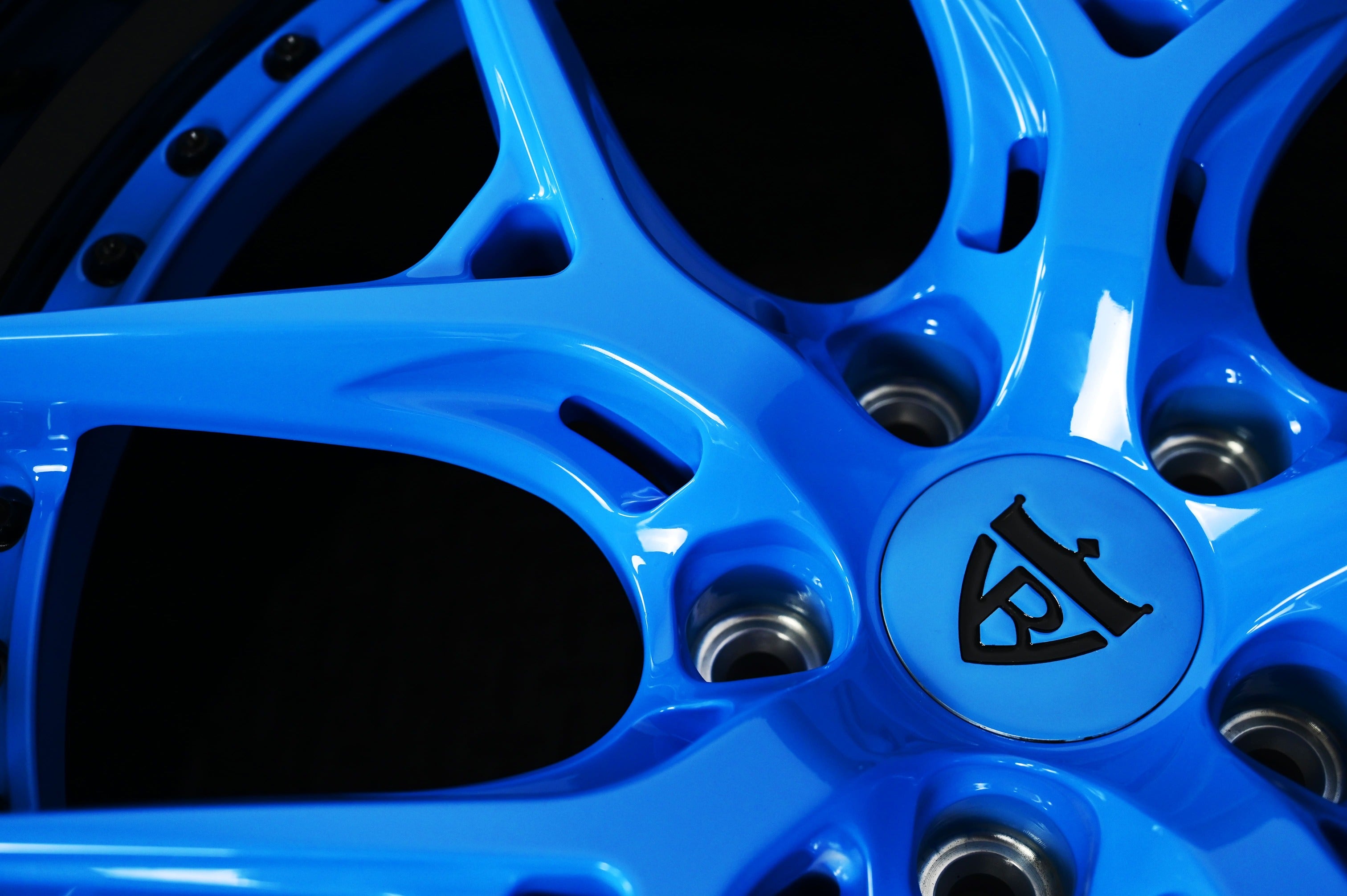 Custom 20 inch Chevy Camaro ZL1 Wheels-Rapid Blue 2-Piece RVRN Forged