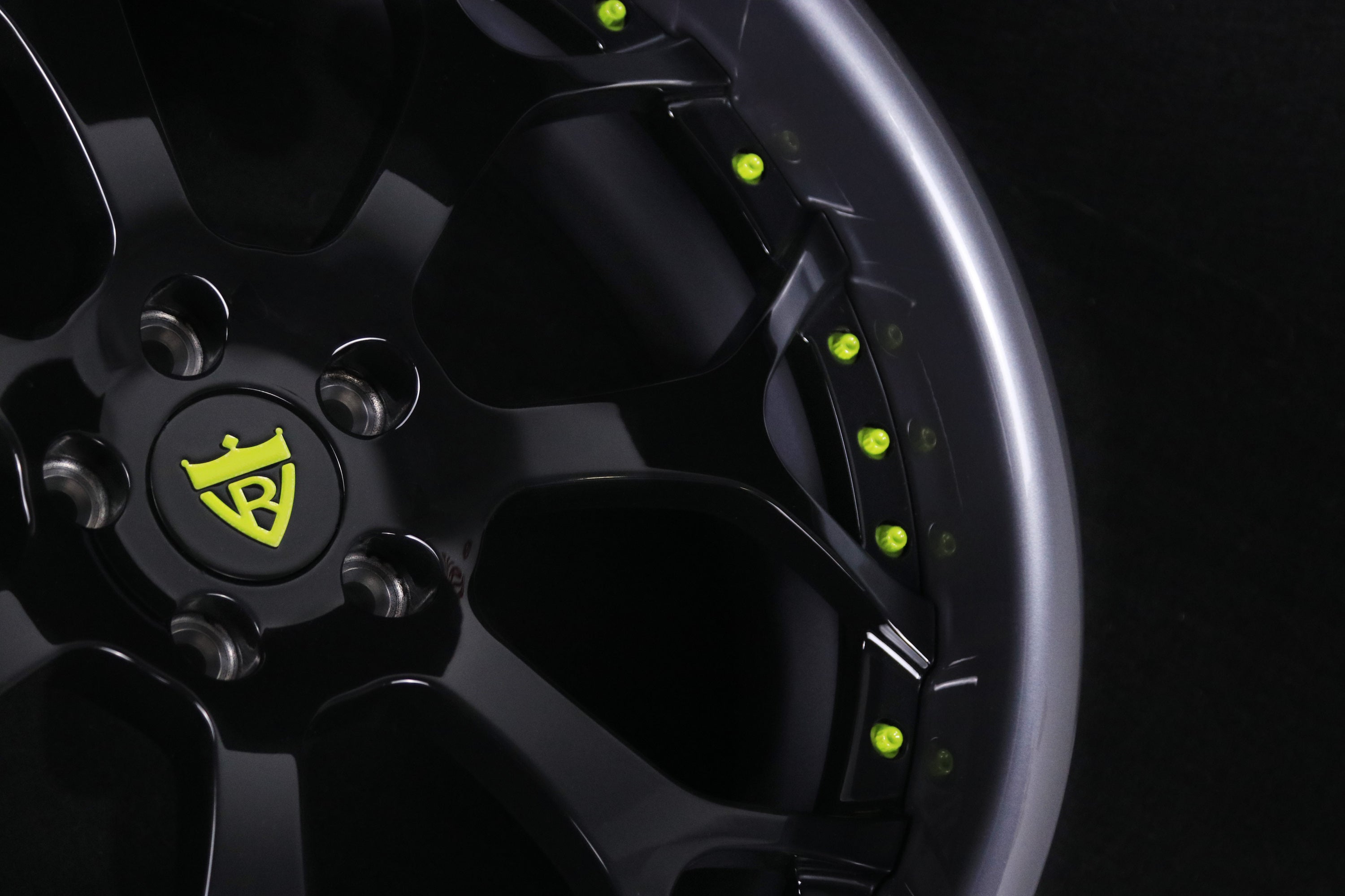 RVRN Custom Forged 2-Piece Chrysler 300s Wheels: RV-DR300